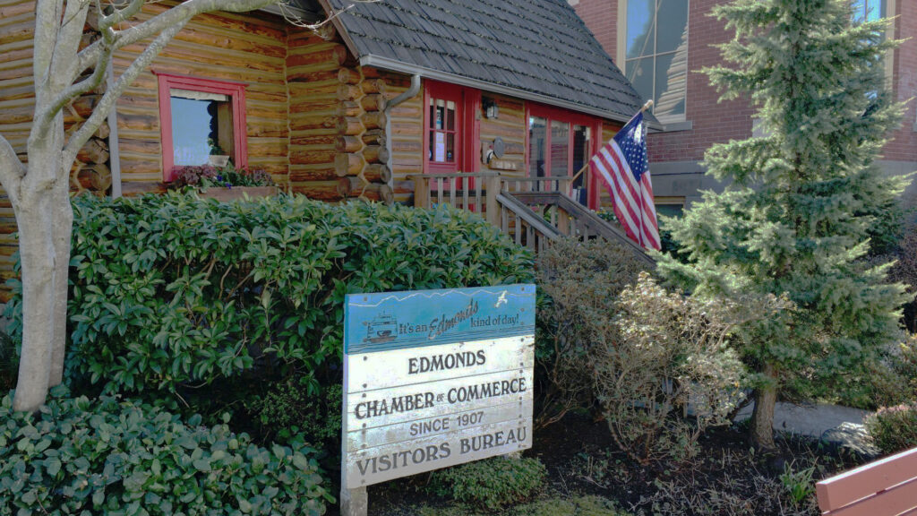 A Day in Edmonds Downtown: Rediscovering Local Charm